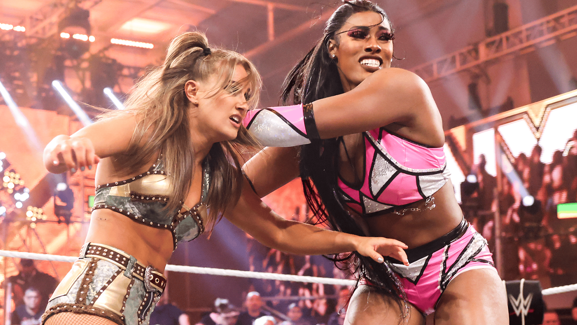 WWE NXT - 2023年12月 - WWE NXT|ABEMA #11 (格闘) | 無料動画・見逃し配信を見るなら | ABEMA