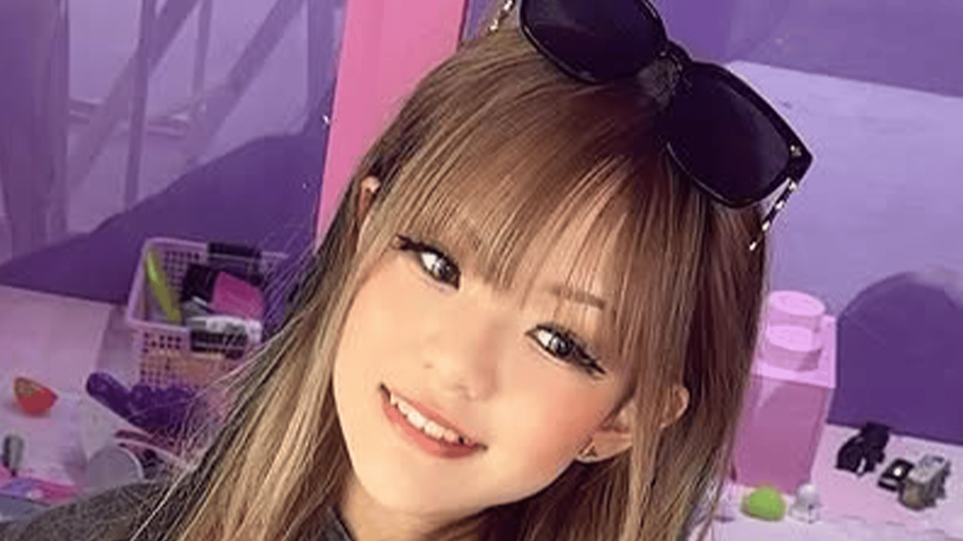 「KOGYARU」専属モデル・りゅあ(12)黒髪になって初めてのプリントシール - ABEMAエンタメ - 話題のSNS (ニュース) | 無料動画・見逃し配信を見るなら | ABEMA