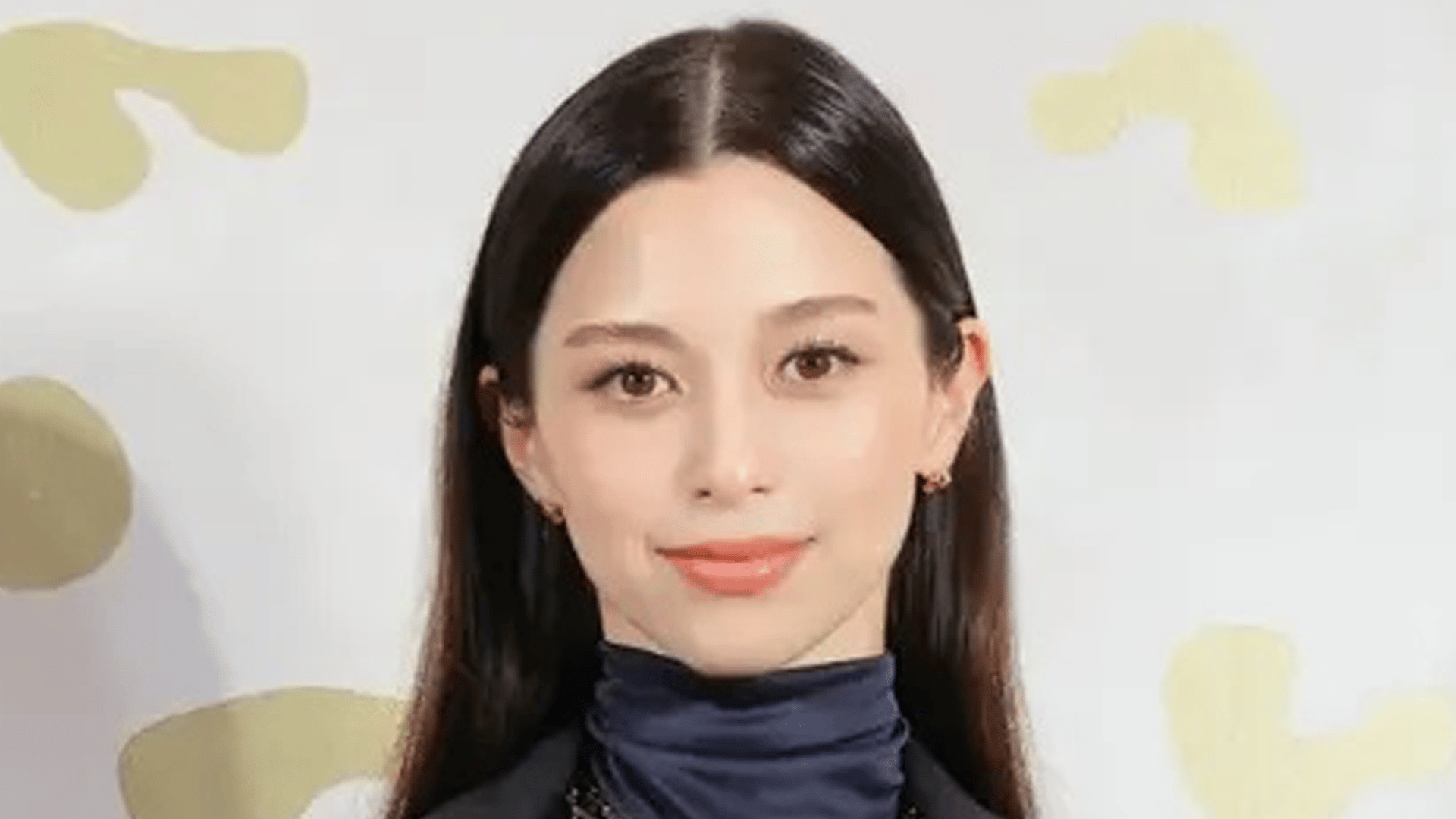 “チラ見え水着が話題”中条あやみ(28)リハーサル中のオフショットを公開 - ABEMAエンタメ - 話題のSNS (ニュース) | 無料動画・見逃し配信を見るなら | ABEMA