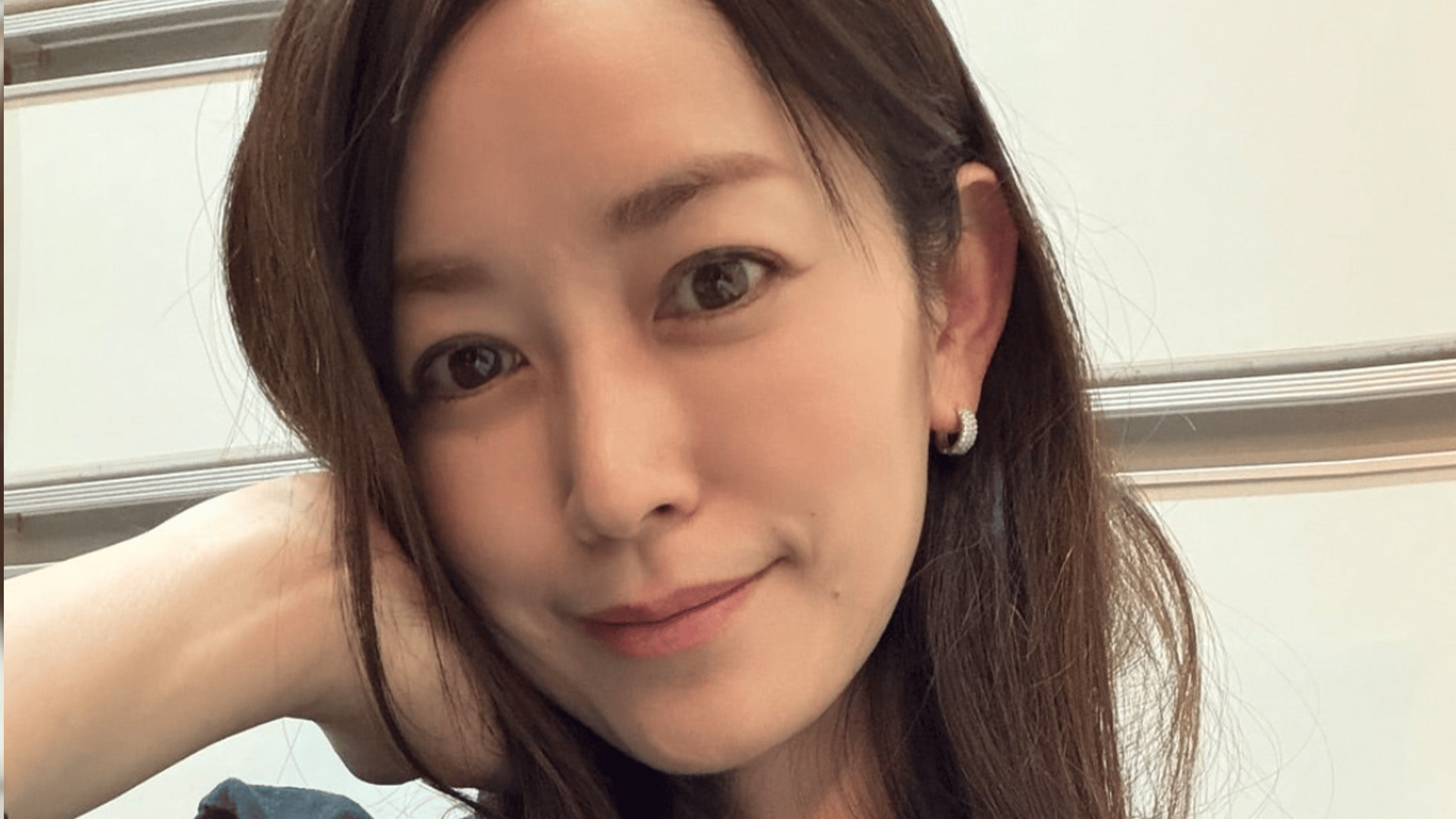 細川直美(51)「似てますね」19歳次女の振り袖姿＆親子ショットに「ママ譲りのスタイルの良さ」など反響 - ABEMAエンタメ - 話題の ...