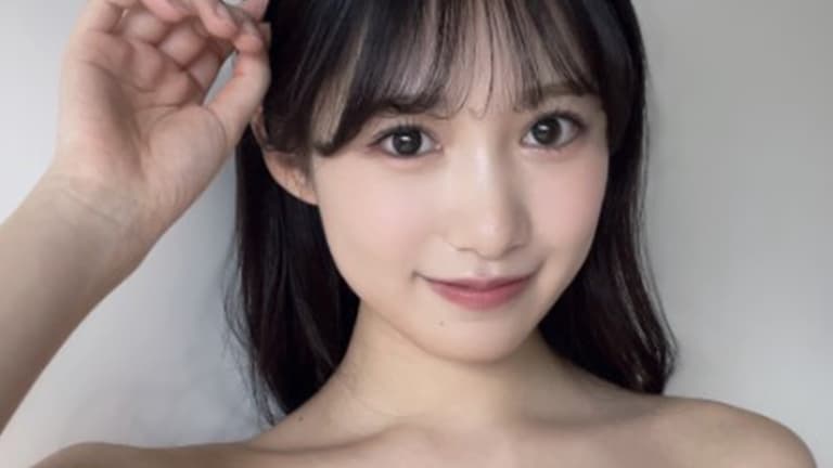 “男をダメにする極上body”横野すみれ 23 谷間があらわなリボン型の水着ショット公開 Abemaエンタメ 話題のsns ニュース